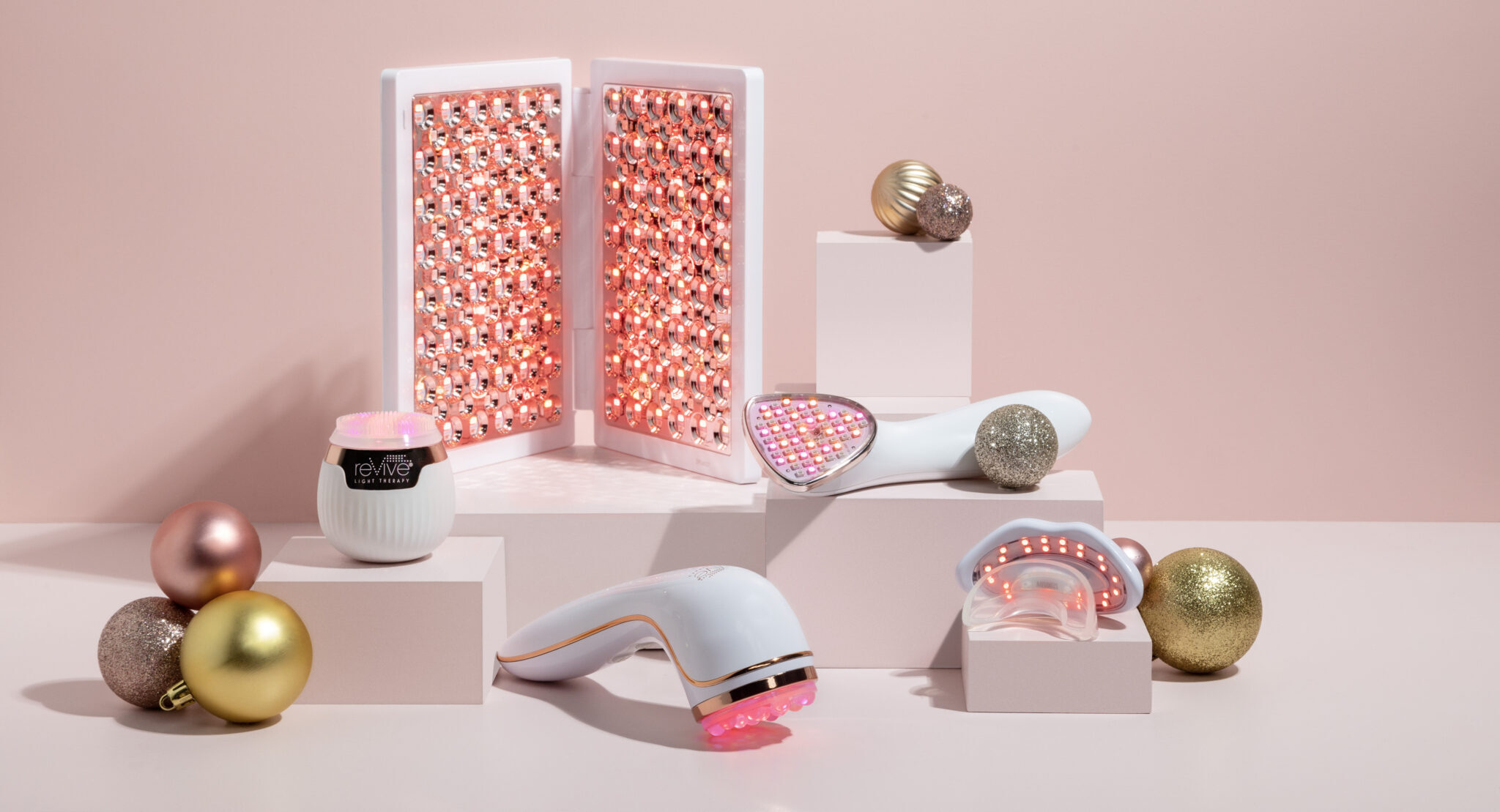 Holiday Gift Guide 2022: 10 Warm & Wonderful Gifts to Delight Everyone ...